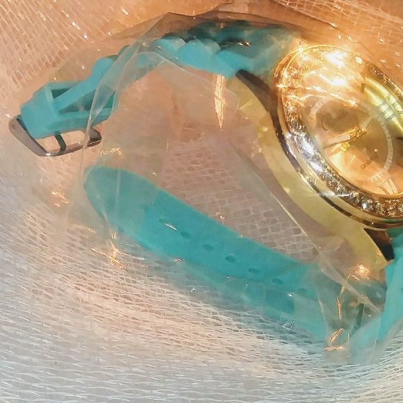 Quartz | Accessories | Rhinestones Quartz Classic Jelly Watch | Poshmark